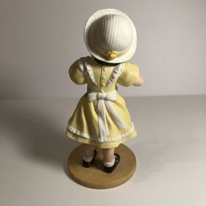 The Hamilton Collection | Other | Vintage The Hamilton Collection Girl ...